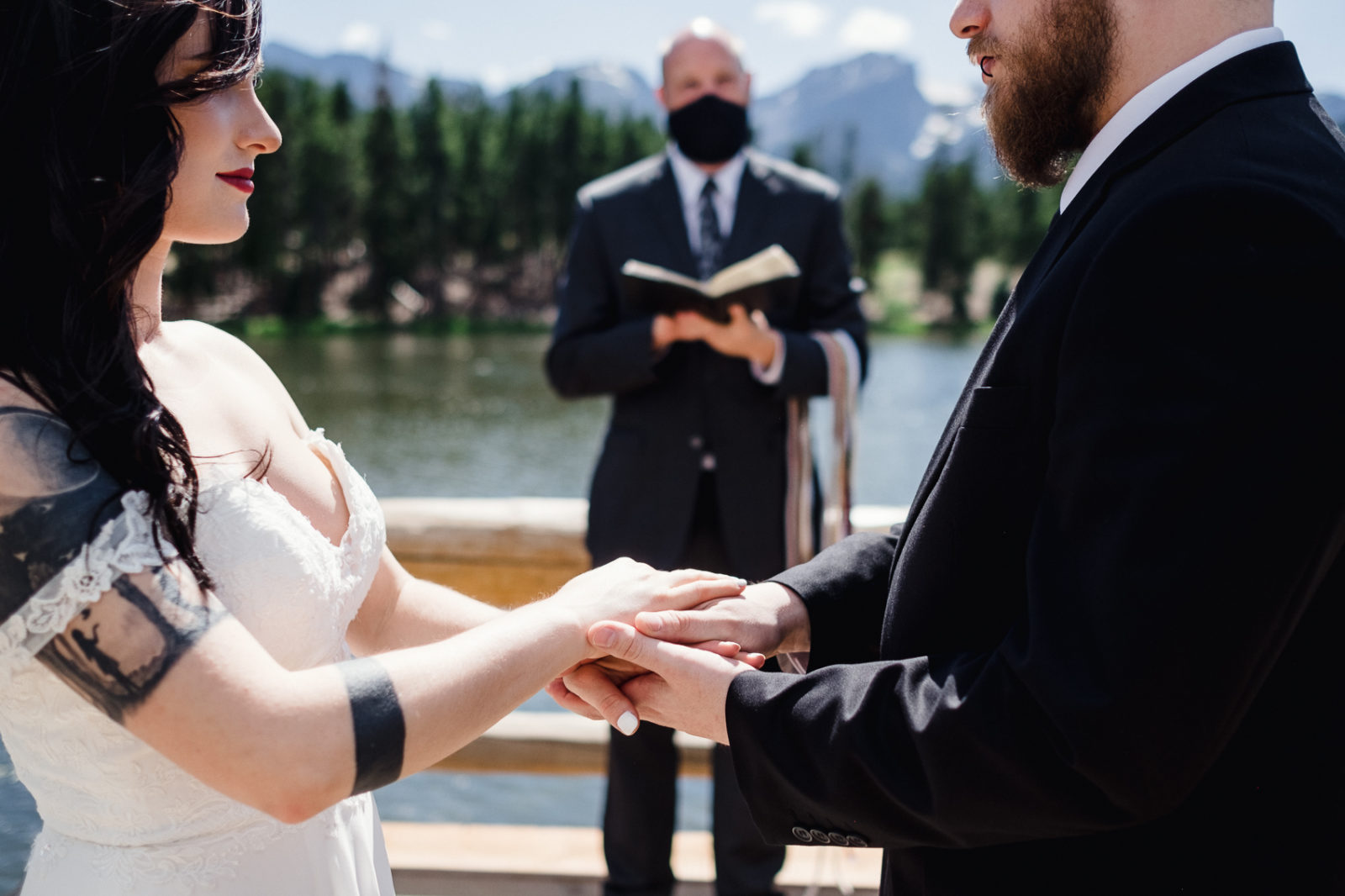 Sprague Lake Elopement - Colorado Elopement Photographers The Scobeys